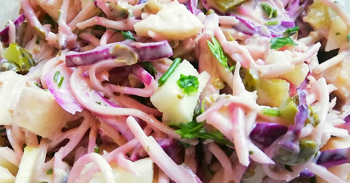 Ensalada de col morada y apio con salsa Remoulada por Franj67. La ...